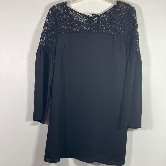 TCEC | Tops | Tcec Long Bell Sleeve Embroiled Yolk Tie Opening Top Size ...